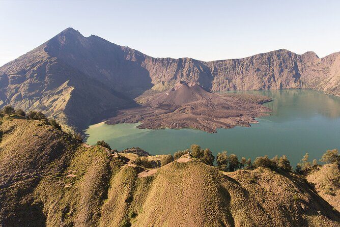 3 Days Tour in Mount Rinjani Summit with Lake Hiking - An Overview of the Rinjani Trekking Experience