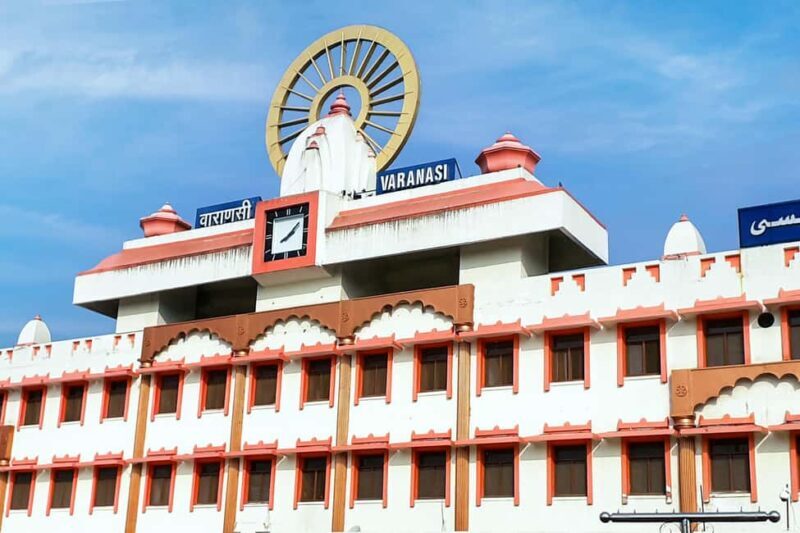 3 Days Tour: Overnight Agra and Varanasi Pilgrimage - Day 3: Varanasi and Return to Delhi