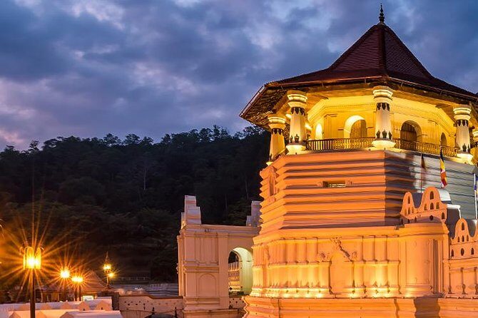 3 Days Tour to Sigiriya & Kandy with Kingfisher Tours Sri Lanka - Key Points