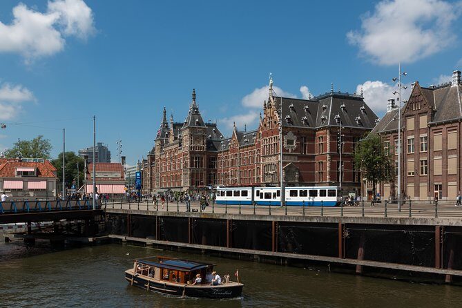 3 hour Amsterdam Private Guide Walking Tour with an Amsterdam born raised Guide - Why This Tour Has Earned Rave Reviews