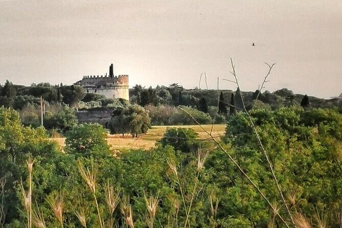 3-Hour Catacumbs and Appian Way Park Guided Tour in Golf Car Pickup - The Sum Up