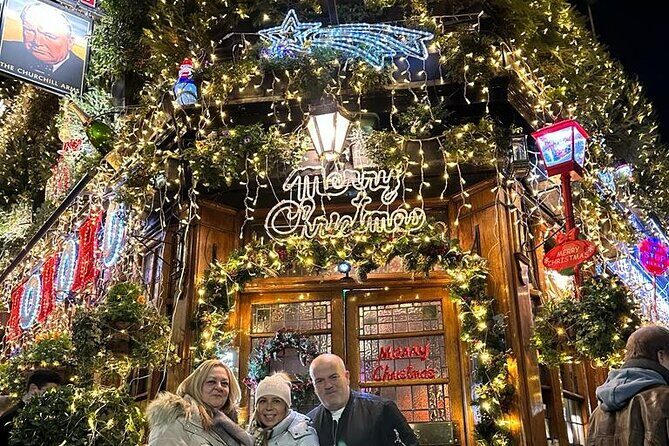 3-Hour Christmas Lights and Markets London Taxi Tour - Exploring the Friendly Comfort of a Private Taxi Tour