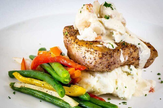 3 Hour Destin Dinner Cruise: Solaris Yacht in Miramar Beach - A Detailed Look at the Experience