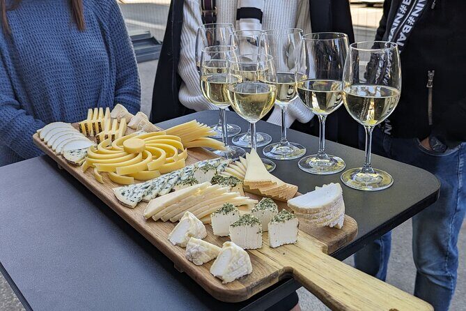 3-Hour Gourmet Tour of the Presquîle in Lyon - FAQ