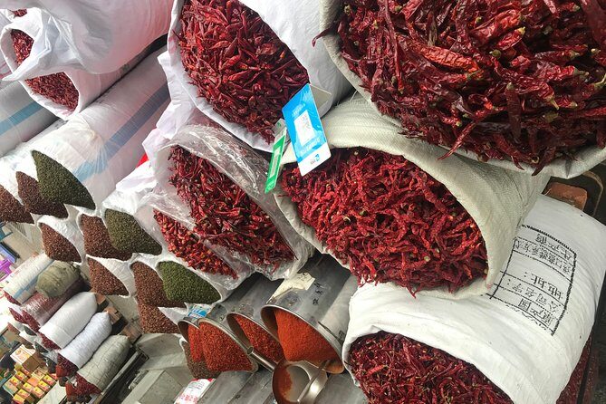 3-Hour Herbal Wholesale TCM Market and a Local Wet Market Tour - An In-Depth Look at the Market Tour in Chengdu