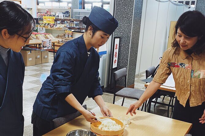 3 Hour Japanese Pressed Sushi cooking class - Who Should Consider This Tour?