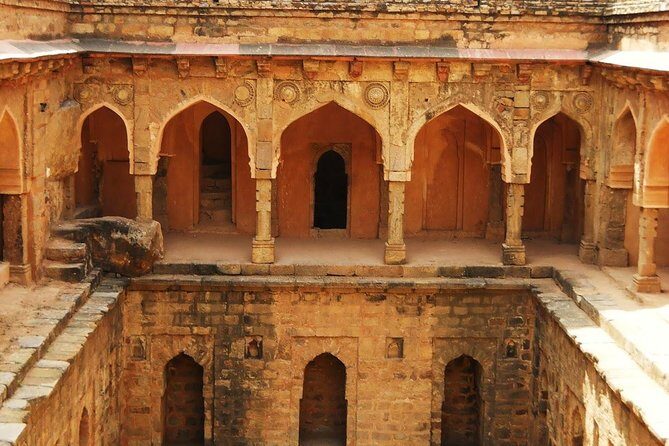 3-Hour Mehrauli Archaeological Park Ruins Walking Tour Delhi - What Makes This Tour Special?