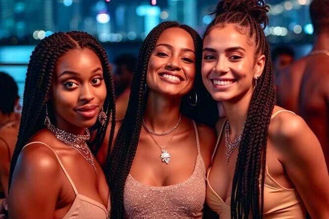 3-Hour Miami Hip-Hop Yacht Party with Open Bar - The Sum Up