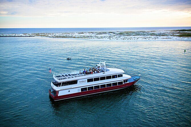 3 Hour Moonlit Valentine's Dinner Cruise in Miramar Beach, FL - The Views: Why This Cruise Could Be Memorable