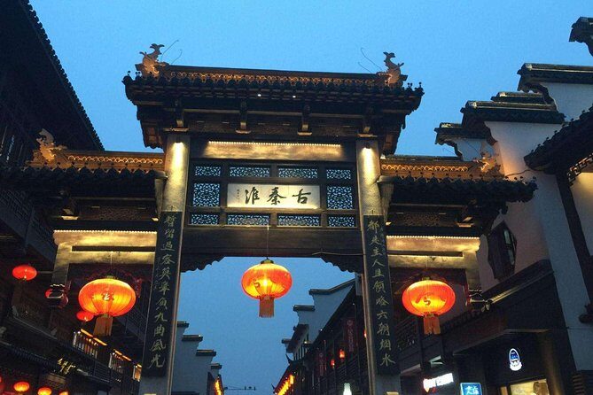 3-Hour Nanjing Authentic Local Food Tour by Public Transportation - Key Points