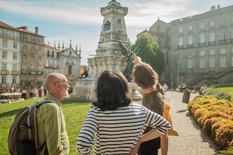 3-hour private guided walking tour of the BEST of Porto - FAQs
