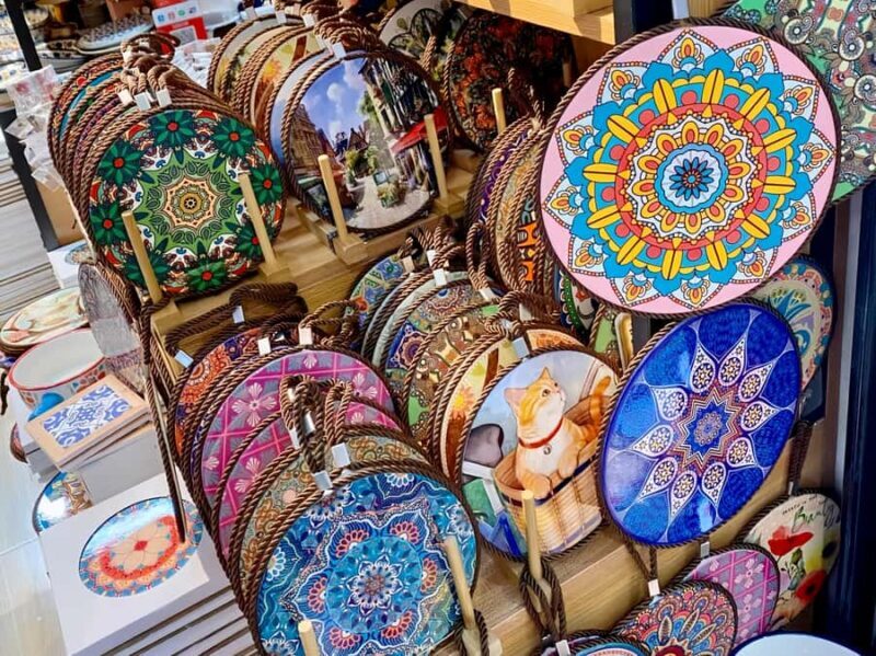 3-Hour Private Shopping & Bargaining Tour in Beijing - Exploring the Bairong World Trade Center