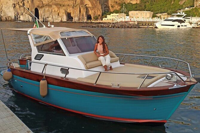 3-Hour Private Sunset Boat Tour in Sorrento - Setting the Scene: What’s Involved in the Tour