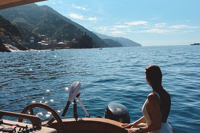 3 Hour shared Cinque Terre tour + Swim Stops at Secluded Beaches! - Itinerary Breakdown: What to Expect