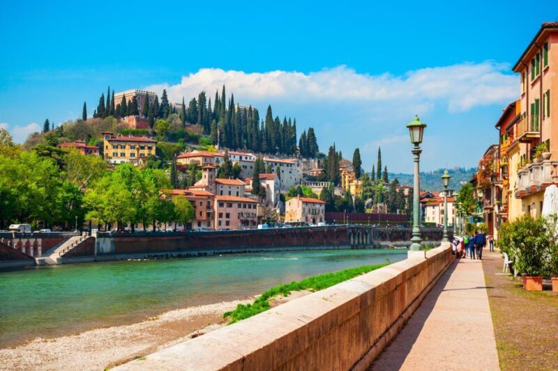 3 Hour Shared Walking and Aperitivo Tour of Verona - Who Should Book This Tour?