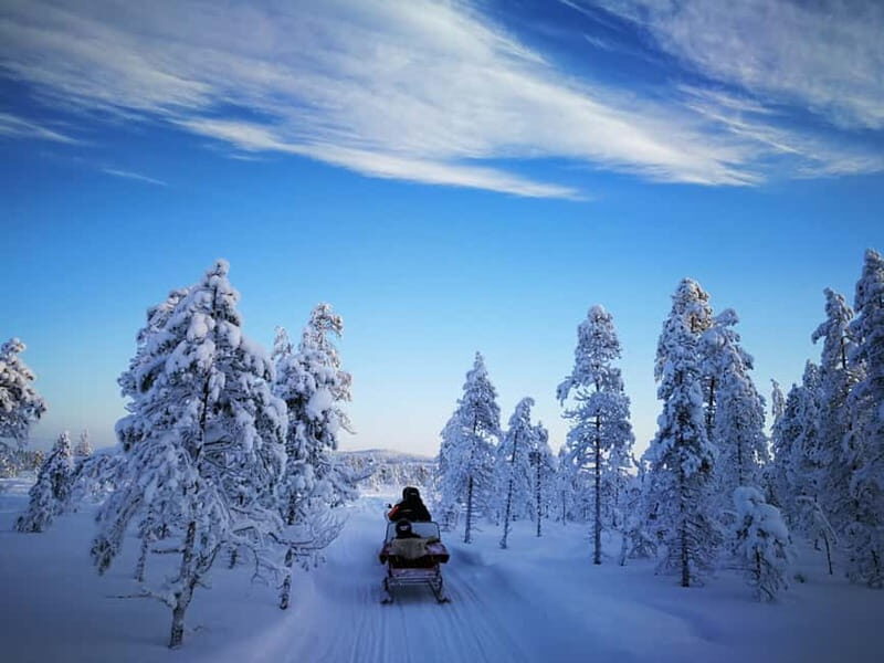 3-hour snowmobiling adventure in Levi - Key Points