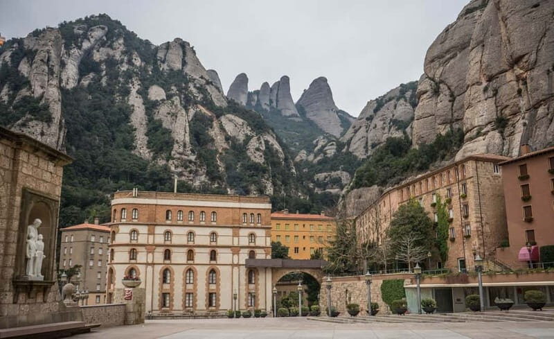 3-Hour Supercar Route from Barcelona to Montserrat Mountain - Key Points