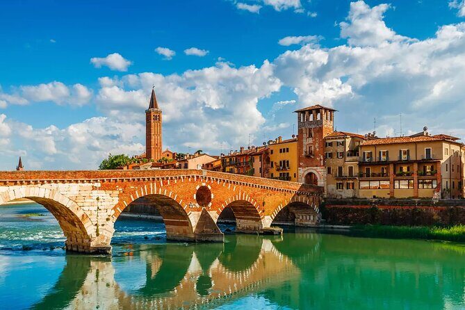 3 Hour Walking tour of Verona and Arena - An Introduction to Verona’s Historic Charm