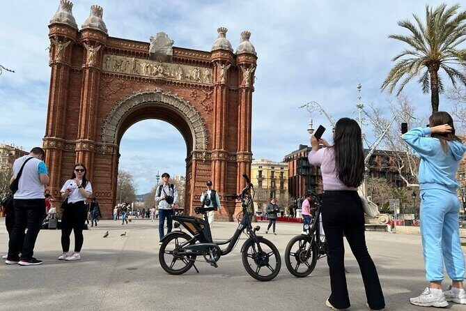 3 Hours Barcelona Guided Gaudi E-Bike Tour - Engaging Review of the 3 Hours Barcelona Guided Gaudi E-Bike Tour