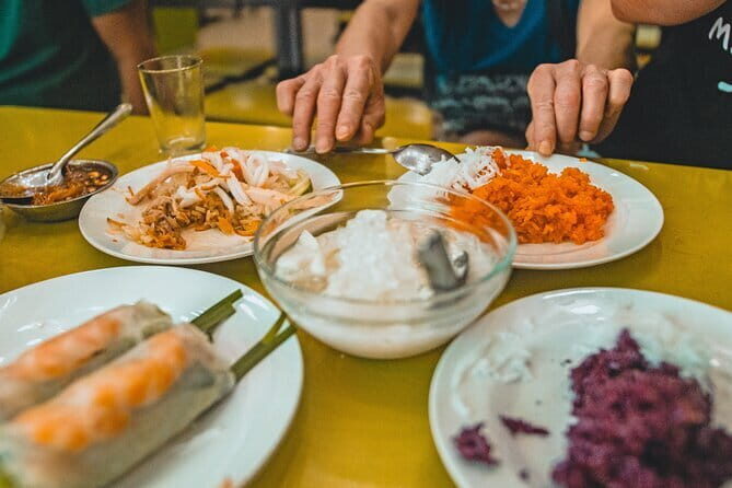 3 Hours Cycling Street Food Night Ride in Ho Chi Minh City - The Sum Up