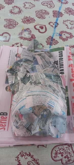 3 Hours of Art Creation: Papier-mâché in a Studio in Pietrasanta - The Final Touch: Snack and Reflection