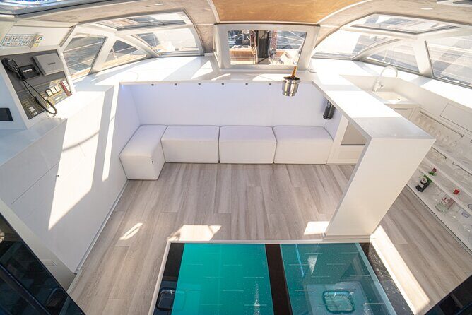 3 hrs. Whale Watching and Relaxing Chill Out Catamaran with glass floor - FAQ