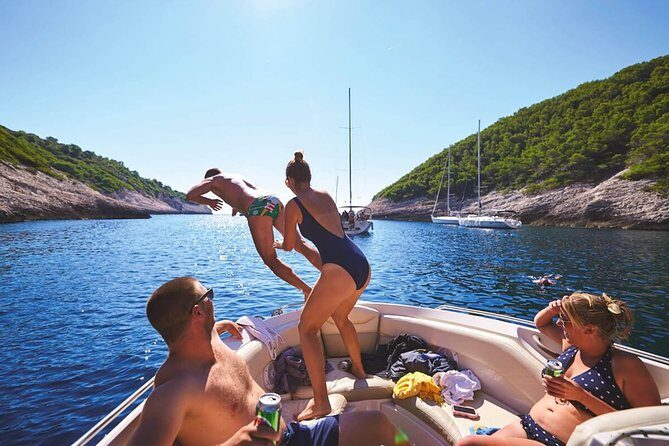 3-Island Split Boat Tour (olta Drvenik Mali, Drvenik Veli) - Discover the 3-Island Split Boat Tour: An Authentic Croatian Coastal Experience