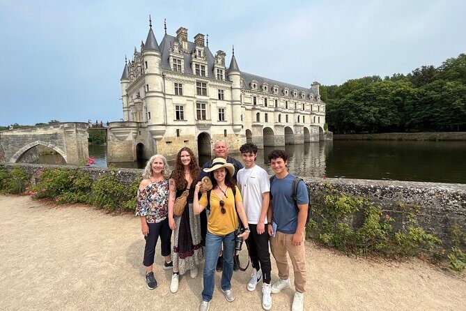 3 Loire Valley Castles and Wine Tasting Private Guided Tour - Transportation and Logistics – Comfort and Convenience