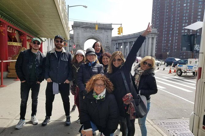 3 New York Neighborhoods Semi-Private Tour : SoHo, Chinatown and Little Italy - Breaking Down the Itinerary: What to Expect