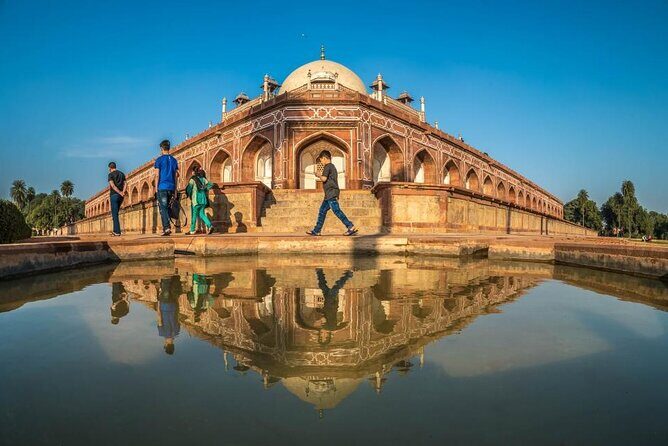 3 Nights Delhi,agra (with Sunrise Taj Mahal ) - Starting Point: Delhi’s First Impressions
