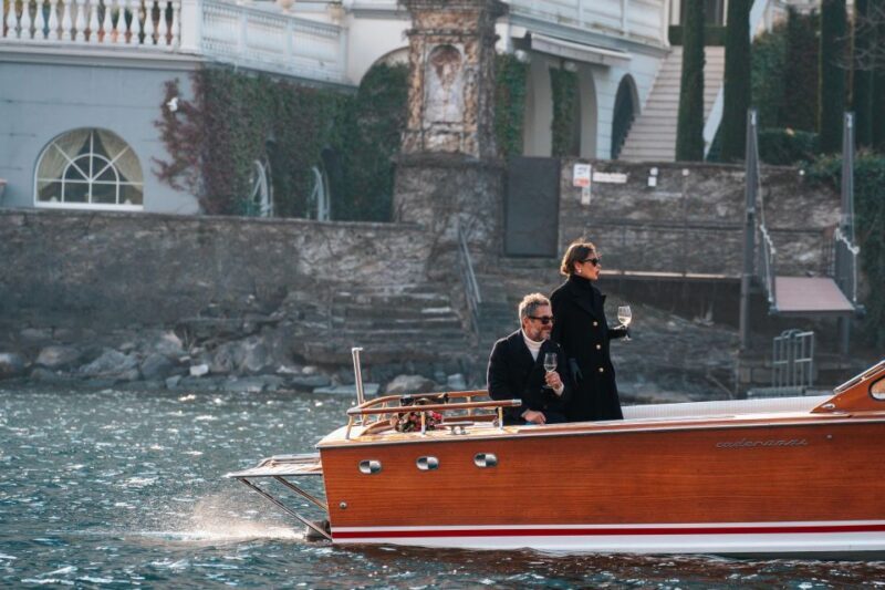 3 or 4 hours Classic Wooden Boat Tour with Prosecco - Key Points