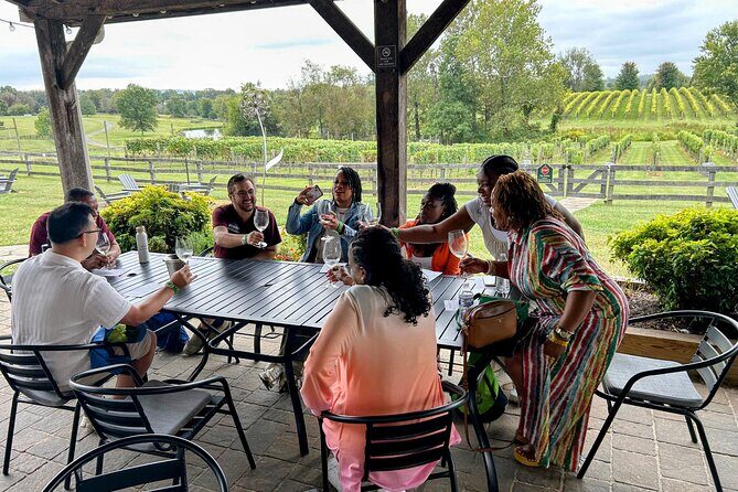 3 VA Wineries Day Trip with Optional Tasting-Inclusive Upgrade - Key Points