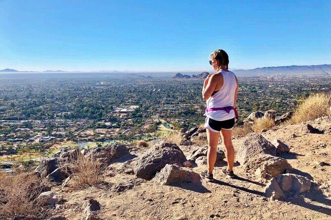 30 Min. Camelback Hike & Sightseeing Scottsdale Golf Cart Tour - Starting Point and First Impressions