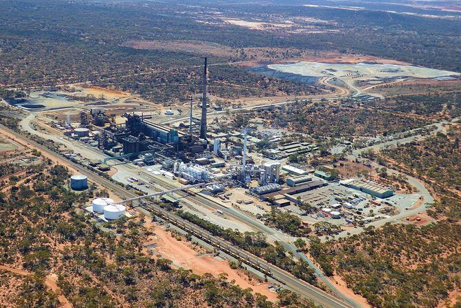 30-Minute Kalgoorlie Big Pit Scenic Flight - The Flight Itself: An Aerial Perspective of the Super Pit