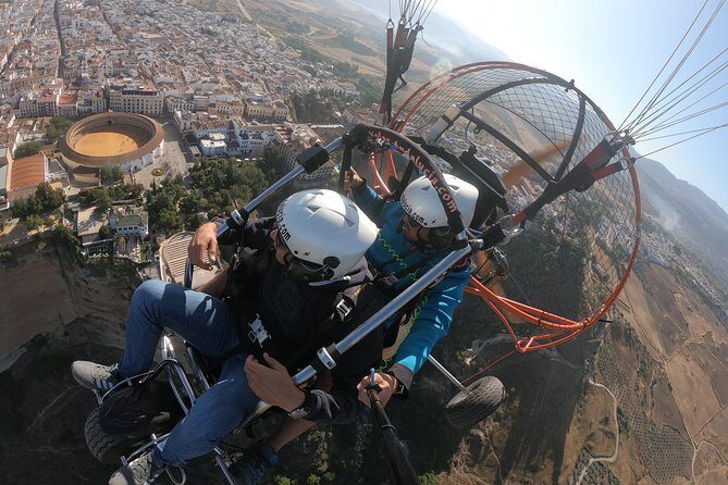 30-minute paramotor flight in Ronda - The Views and the Experience