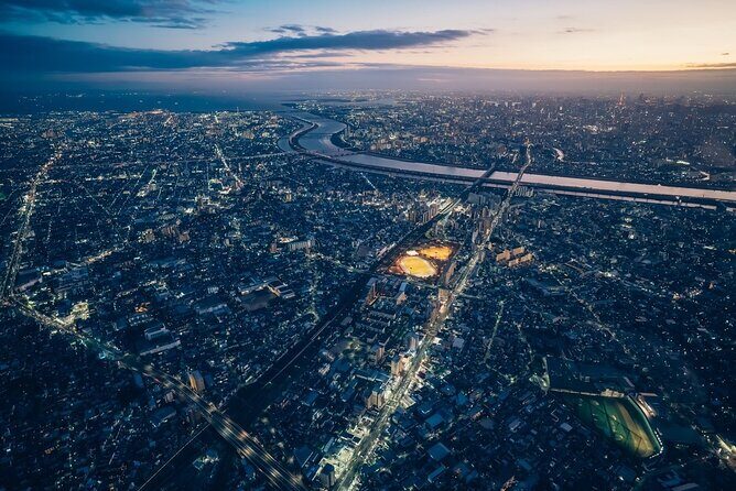30mins-5paxTokyo Departure: Sunset & Night Cruising Flight - Key Points
