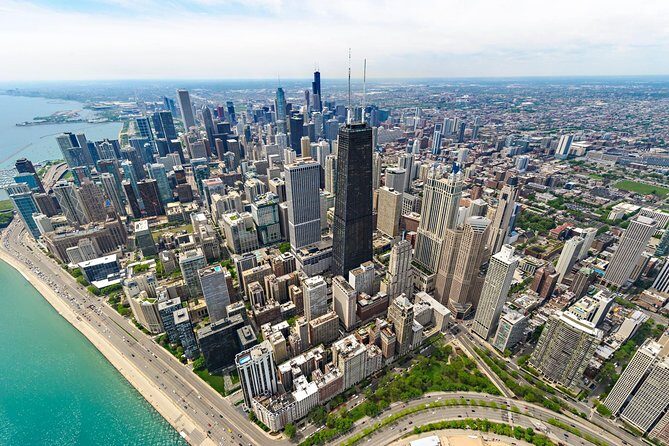 360 CHICAGO Observation Deck Admission - An In-Depth Look at the Experience