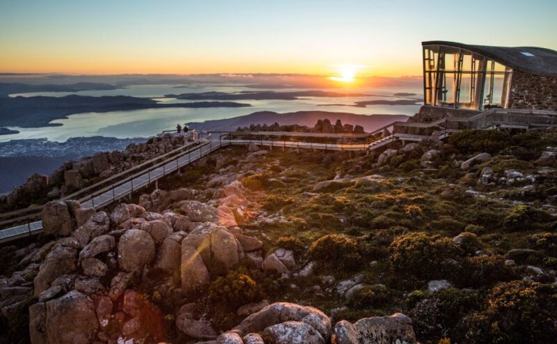 3D Tasmanian Highlights: Hobart, Port Arthur & Bruny Island - Transportation and Practicalities