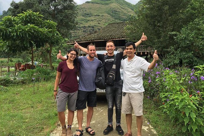 3D2N PRIVATE CAR TOUR + ENGLISH SPEAKING DRIVER (SUV 7 seats) - Authentic Experiences and Highlights