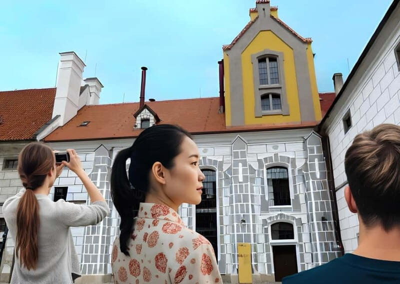 3h Krumlov Beer Tour: Brewery Excursion, Pubs, Beer & Food - Practicalities and Group Experience