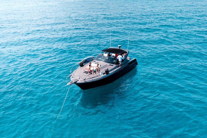3Hr Private Yacht Cruise in Cabo As if you were aboard your own Private Yacht.Al - Why This Tour Stands Out