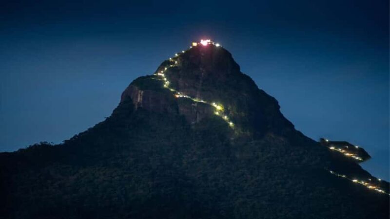 4-Day Adam's Peak climb & explore tea plantation with Hotels - A Practical Guide to the 4-Day Adam’s Peak & Tea Tour