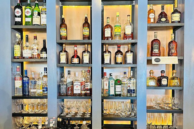 4 Day All Inclusive Vacation to Jamaica with Floating Breakfast - Bamboo Rafting: An Authentic Jamaican Adventure