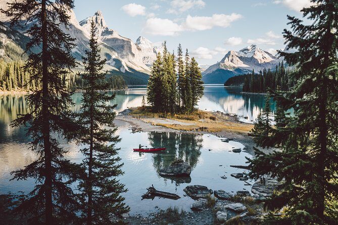 4-Day Authentic Jasper and Columbia Icefield Tour Package - An In-Depth Look at the 4-Day Itinerary