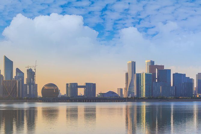 4-Day Hangzhou Private Tour: West Lake and Longjing Tea Plantation - Transportation, Accommodation, and Guides