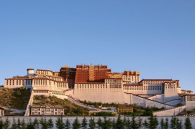 4 Day Lhasa City Group Tour Monasteries and Cultural Highlights - The Sum Up