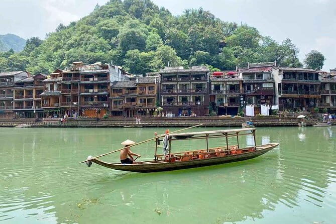 4-Day PRI Tour to Zhangjiajie and Fenghuang Old Town from Guangzhou by Bullet Train - The Itinerary in Detail