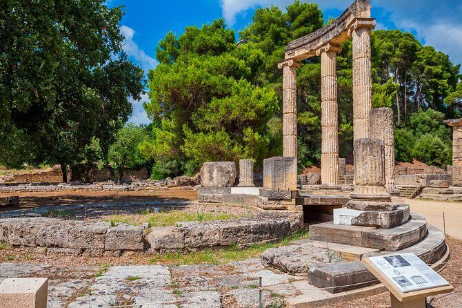 4-Day Private Peloponnese, Delphi and Meteora Tour from Athens - FAQs