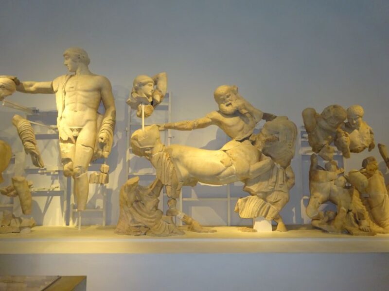 4-Day Tour of Mycenae, Epidaurus, Olympia, Delphi & Meteora - Day 1: The Mythical Kingdom of Mycenae & Epidaurus