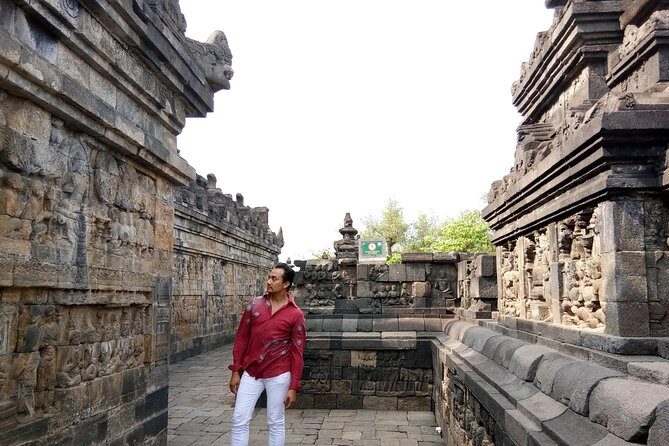 4 Day Yogyakarta Merapi Borobudur - PRIVATE Tour with GUIDE - Authenticity and Cultural Insights